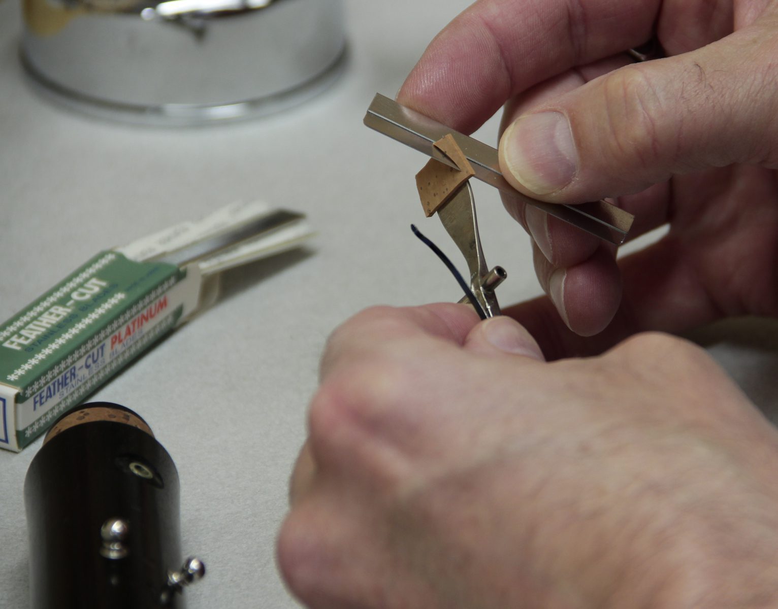 Buy Feather Cut Coated Blades (Box Of 10) Online at $10.45 - JL Smith & Co